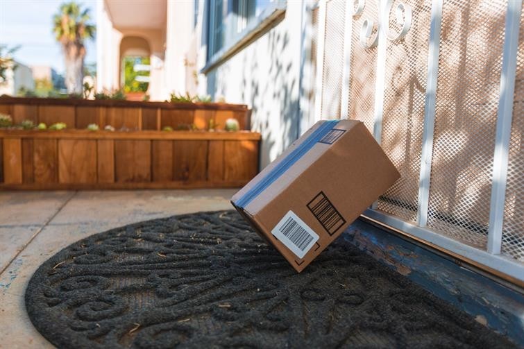 How to Get Packages Delivered to Your Apartment | Renterverse